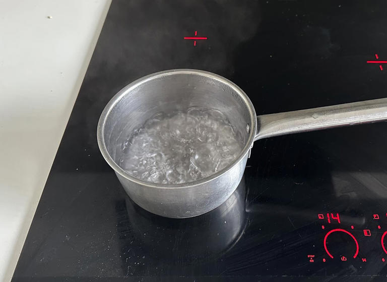 How to make an easy and perfect berry coulis