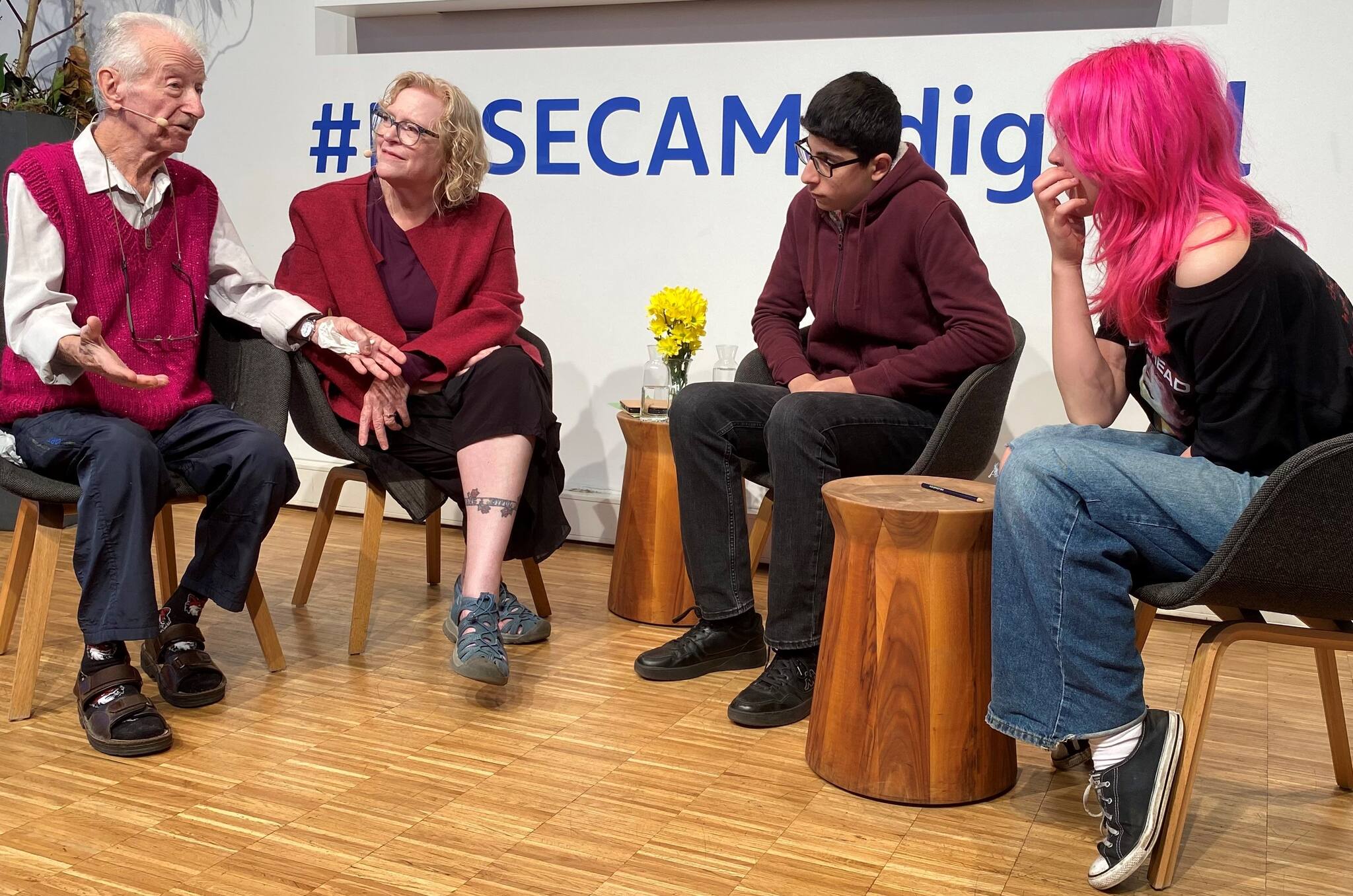 Gidon Lev in Berlin: Wie ein 90-jähriger Holocaust-Überlebender TikTok ...