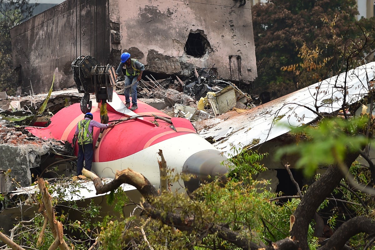 Air India crash investigation finds fuel switches cut off moments ...