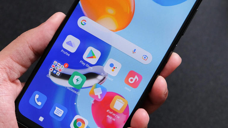 How to send money internationally from your Android phone