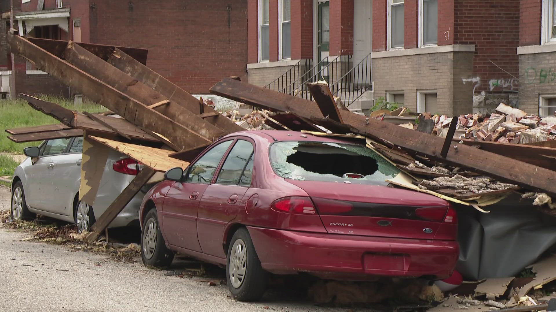 Experts share 3 things you can do to prepare for a disaster