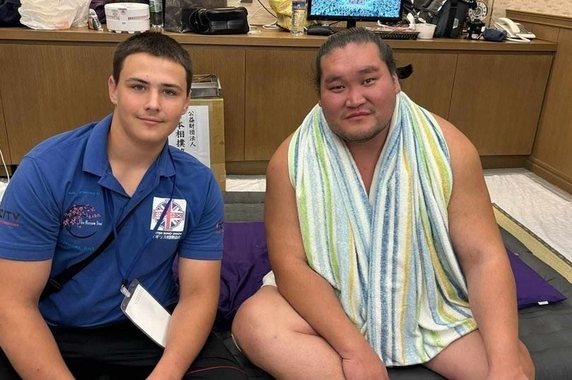 Brit boy, 15, heading to Japan to become pro Sumo wrestler is only ...