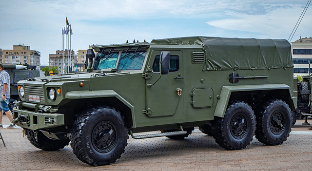 Daimler Truck and General Dynamics Deepen Collaboration on Military ...