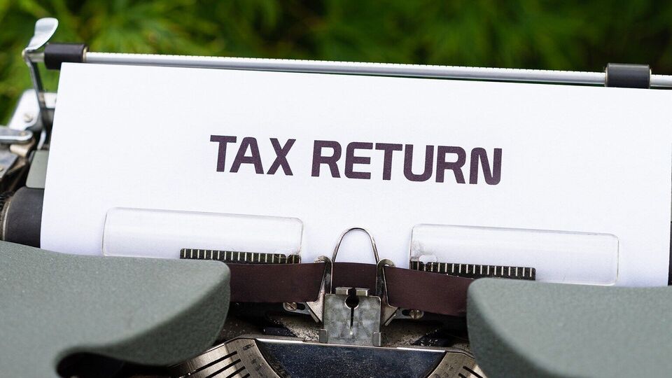 ITR 2025: Salaried taxpayers must be aware of these 7 key points before ...