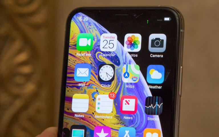 Apple just gave another iPhone 'vintage' status — and that has big ...