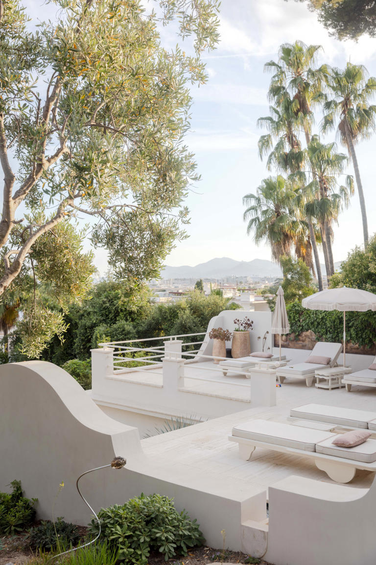 Tour a Modern Mediterranean Home in Cannes With Deep Roots in French Craft