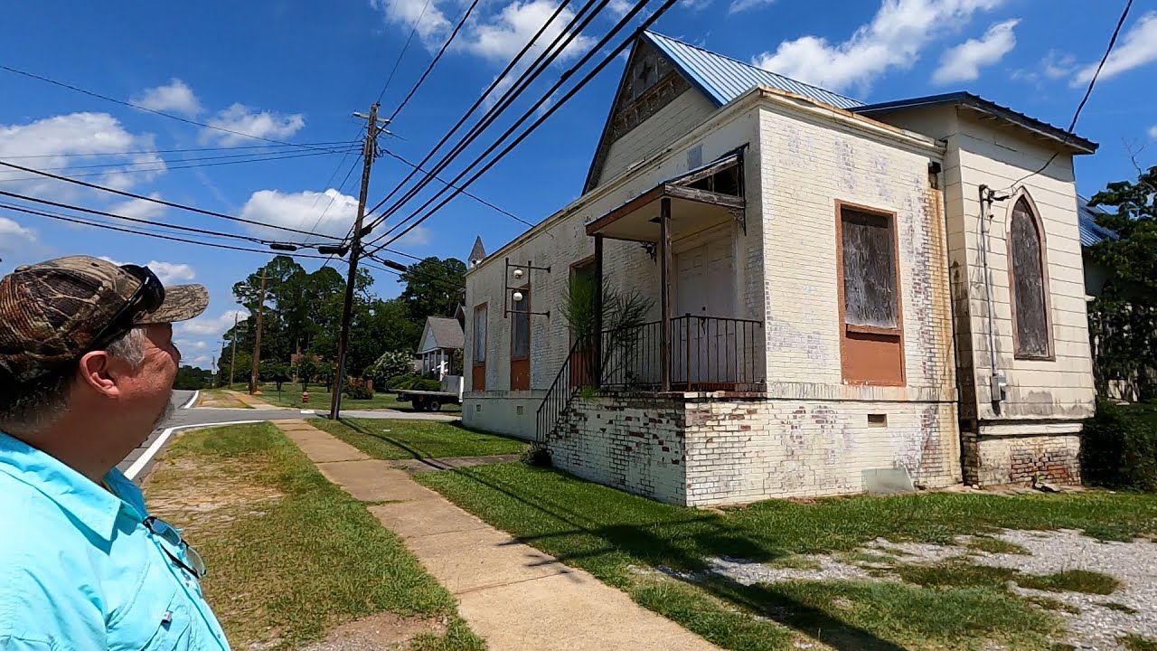 The Hidden History of Georgia’s Most Mysterious Landmark