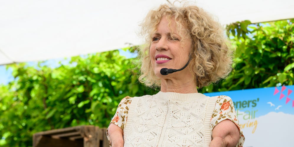 TV gardener Sue Kent shares genius trick to banish weeds for good ...