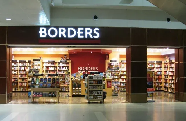 15 Nostalgic Mall Stores That We Miss Dearly