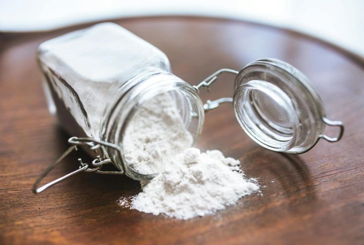 How To Use Baking Soda To Remove These 10 Stains