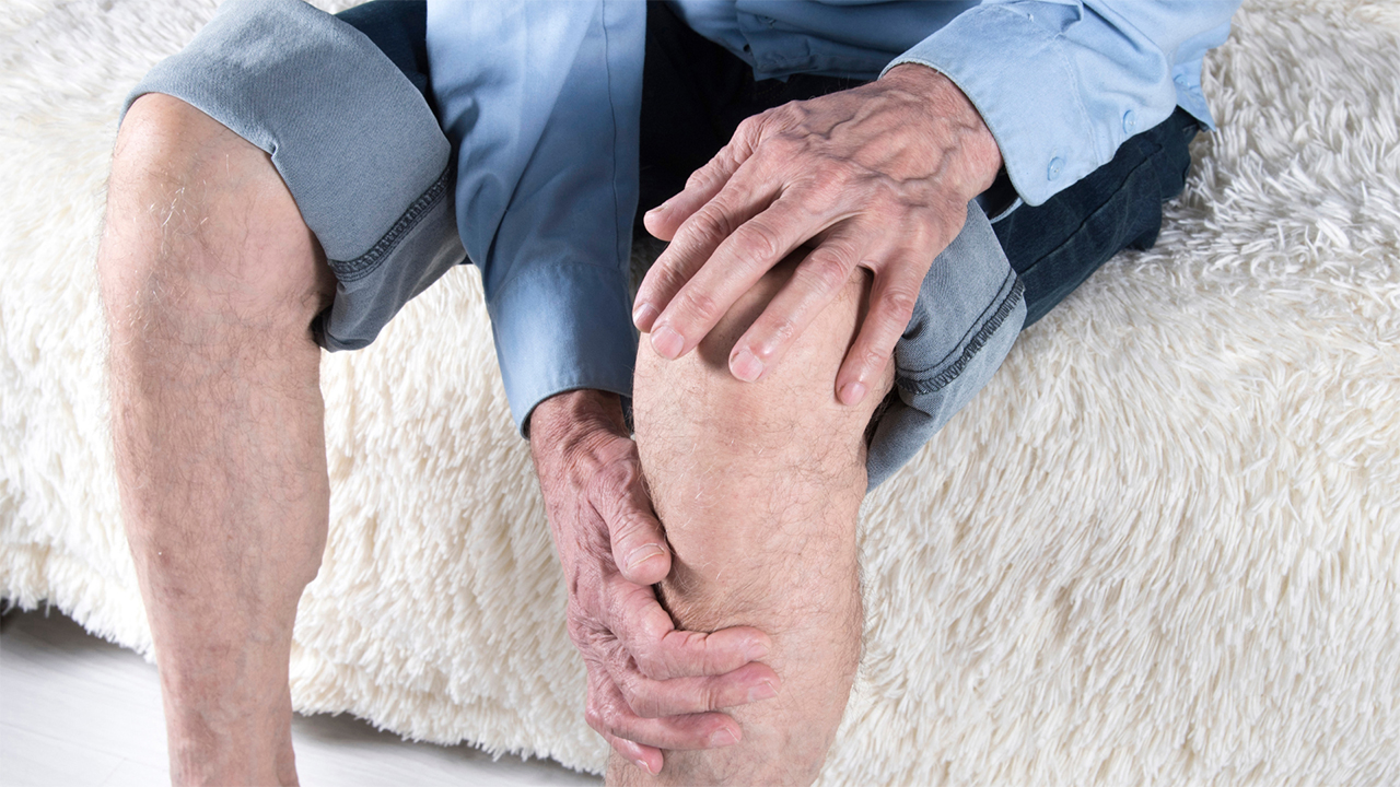 How to Help With Nerve Pain in Legs, Feet, and Toes
