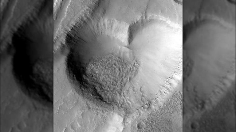 13 Strange Things Humans Discovered On Mars