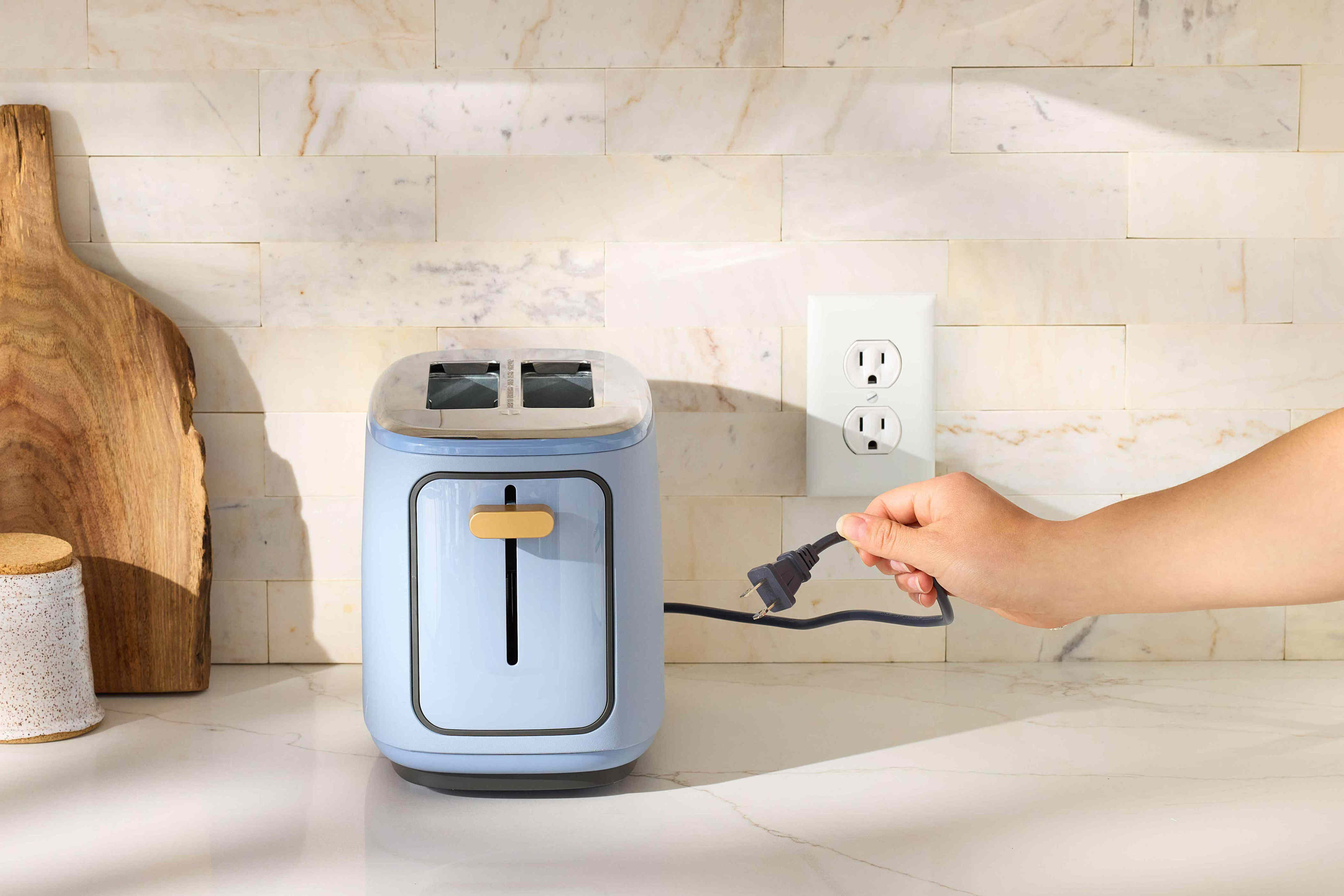 4 Appliances You Need to Unplug After Every Use