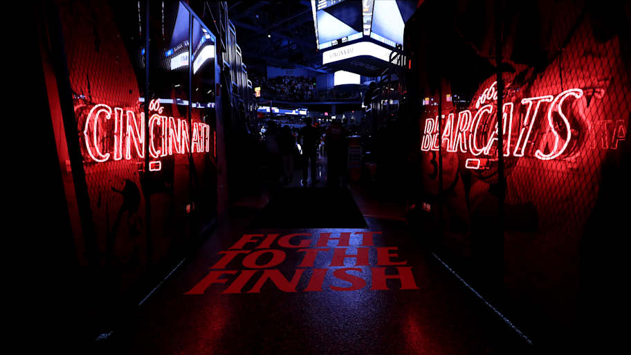 Recruiting Roundup: Cincinnati Offers No. 1 2027 Talent Baba Oladotun