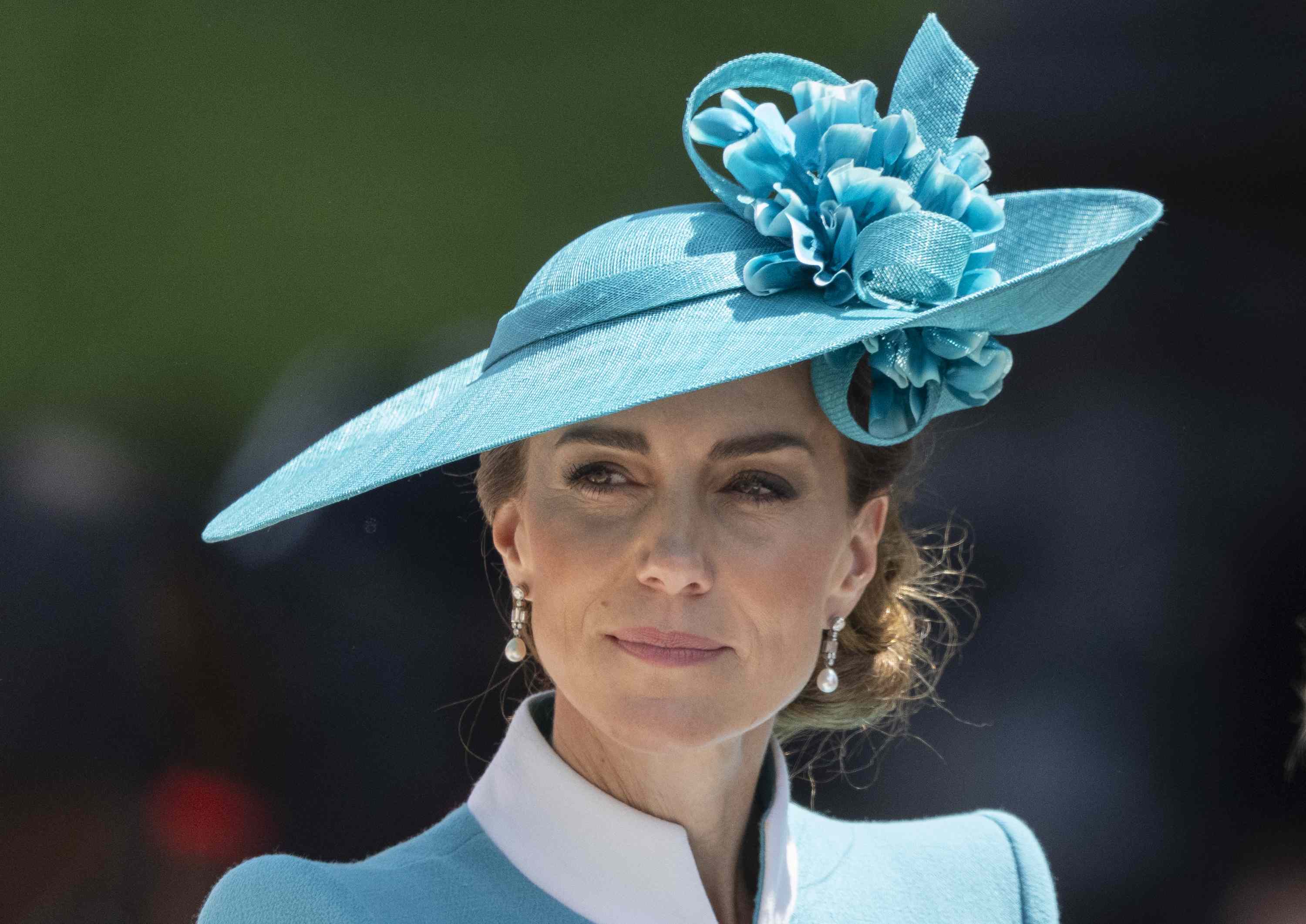 Kate Middleton’s “Very Powerful” Role Separated Her from Her Family at ...