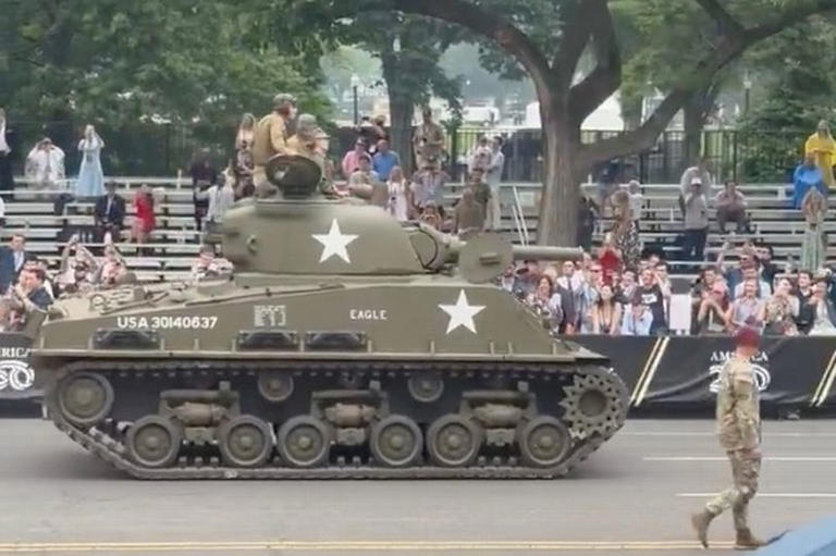 'Yikes' moment at Donald Trump's military parade as tank squeaks past ...