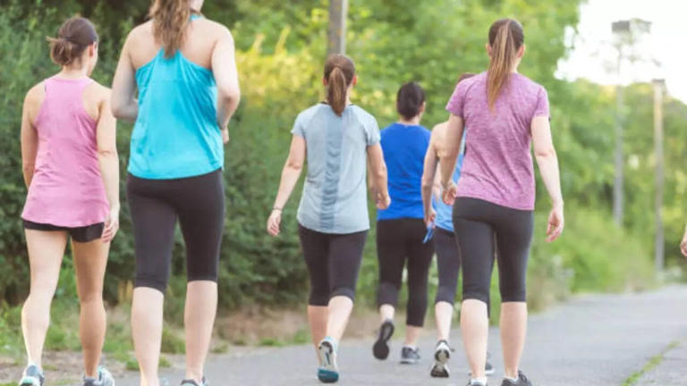 Simply walking 100 minutes a day can reduce the risk of back pain, a ...