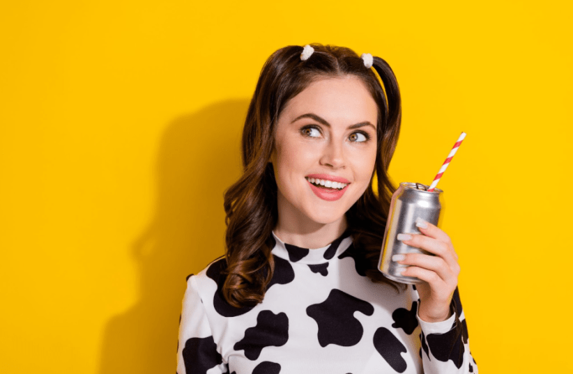 Gen Z's 'fridge cigarette' trend turns Diet Coke into the new nicotine ...