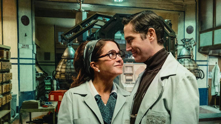 I didn’t expect Netflix’s new romantic sci-fi movie to be this charming ...