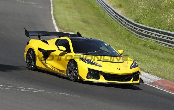 Chevrolet Corvette Zora: l’hypercar torna in pista al Nurburgring e si ...