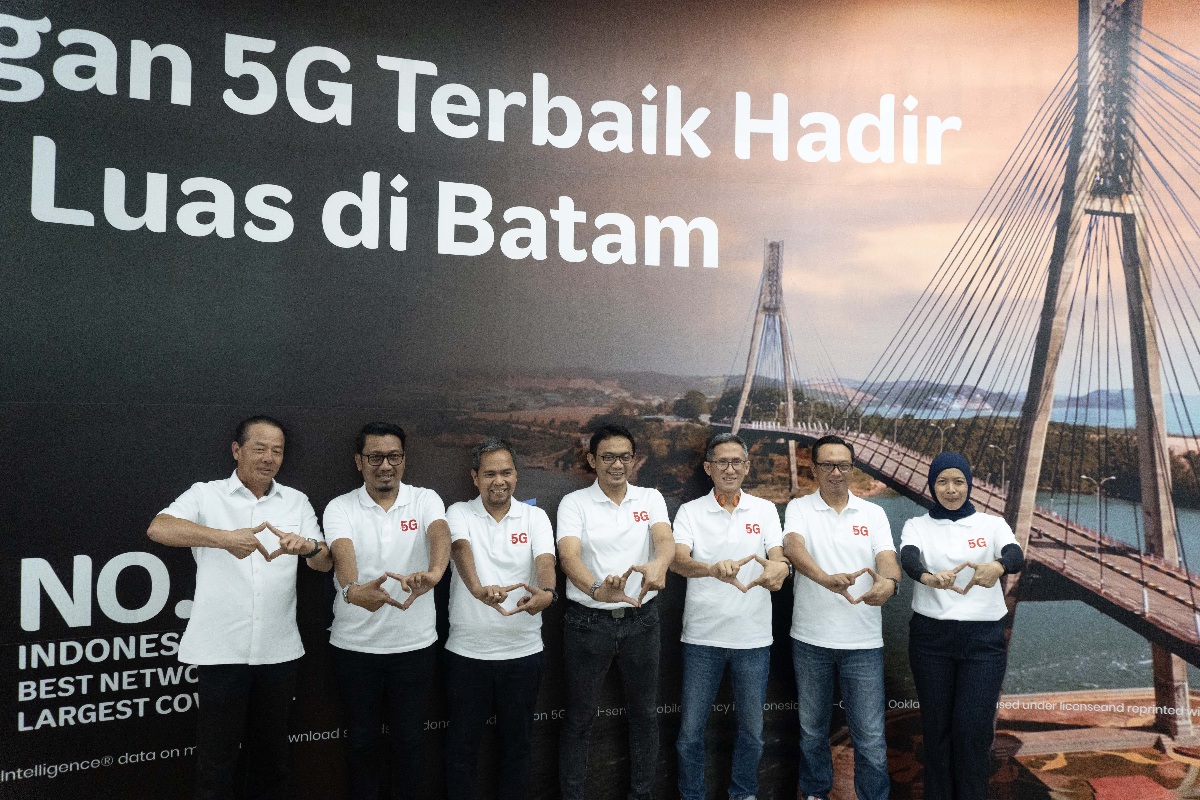 Dari BTS Pertama hingga Hyper 5G Contiguous Tak Terputus di Batam ...