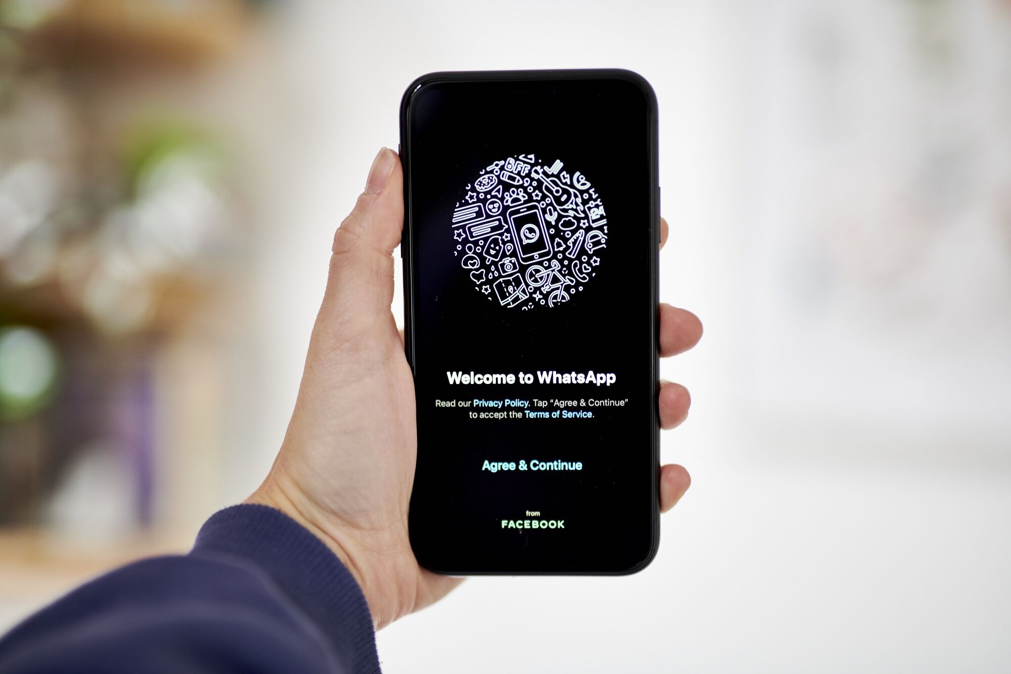 WhatsApp to Show Ads, Offer Paid Subscriptions for First Time