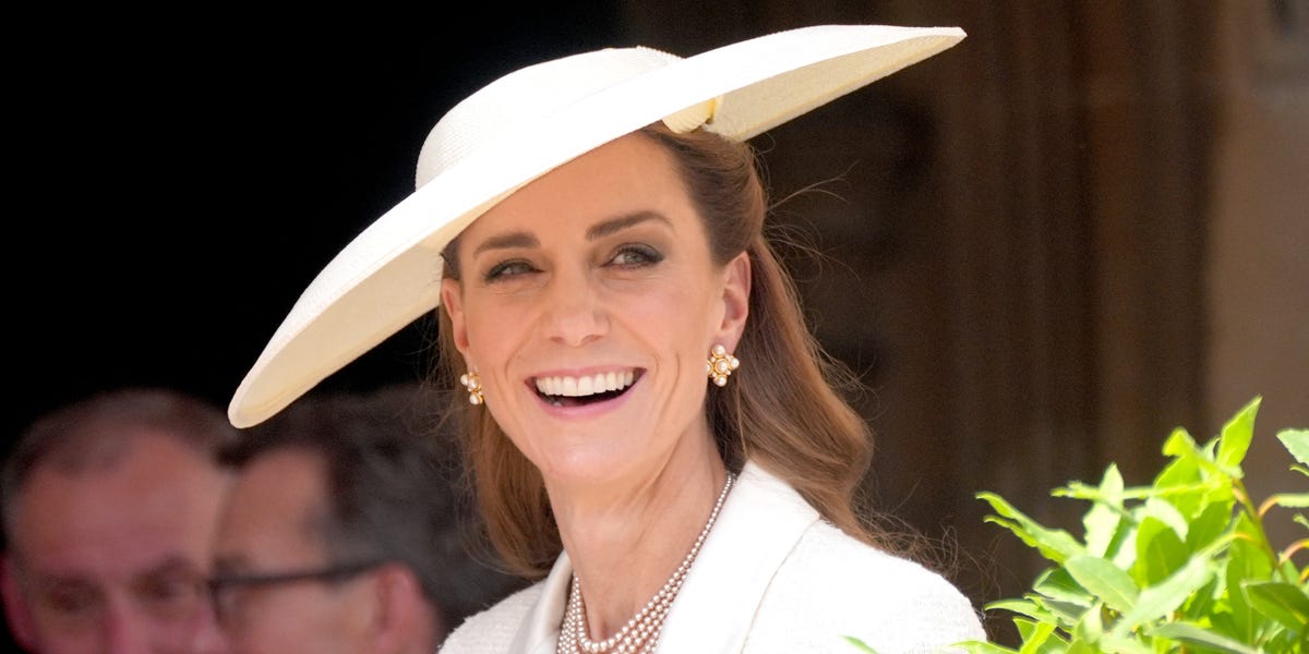 Kate Middleton Is the Picture of Elegance in Self-Portrait Dress at ...