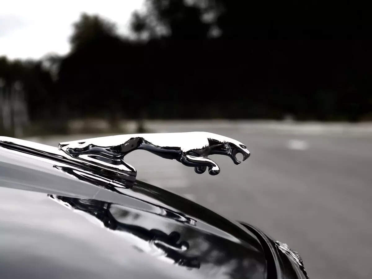 US tariff effect: British carmaker Jaguar Land Rover trims FY26 margin ...