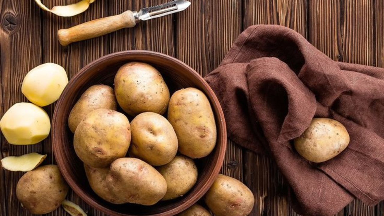 5 best DIY homemade potato face masks for glowing skin