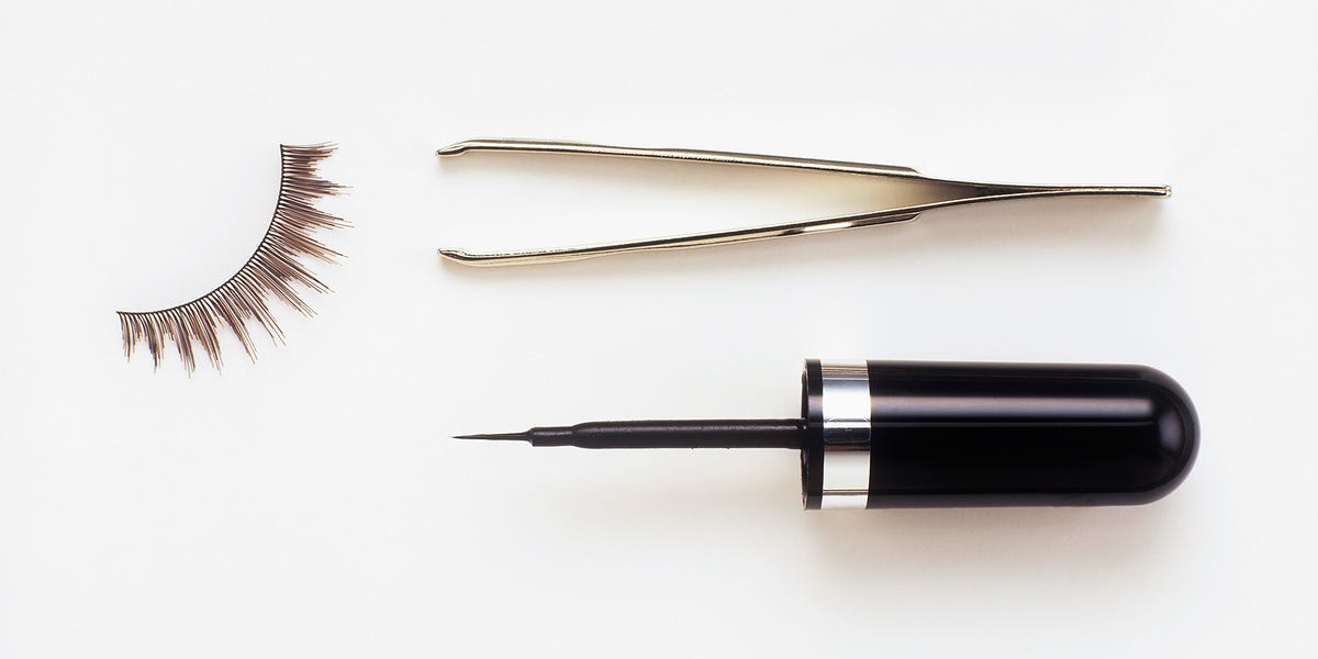 Las 8 mejores pinzas de depilar para el vello facial