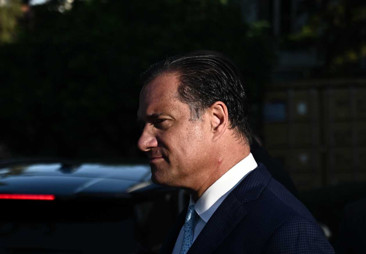 Είναι ο Αδωνις Γεωργιαδης ο πιο καταστροφικός υπουργός Υγείας από τη ...