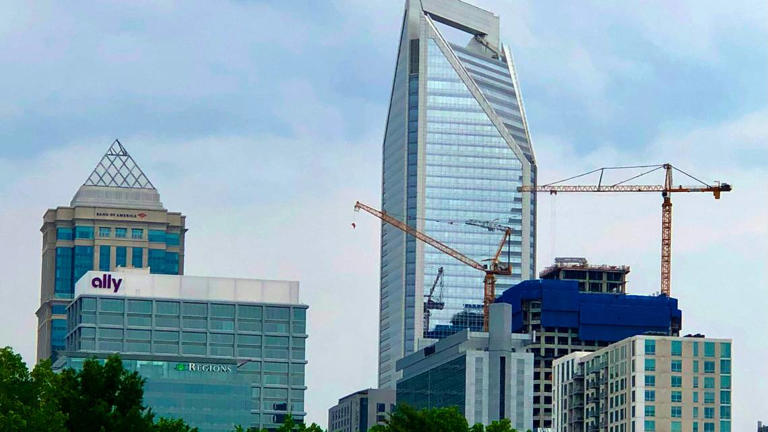 Wells Fargo secures name in Charlotte skyline with sign installation