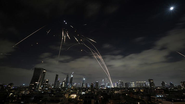 Everything Apple announced at WWDC 2025: Liquid Glass design, iOS 26 ...