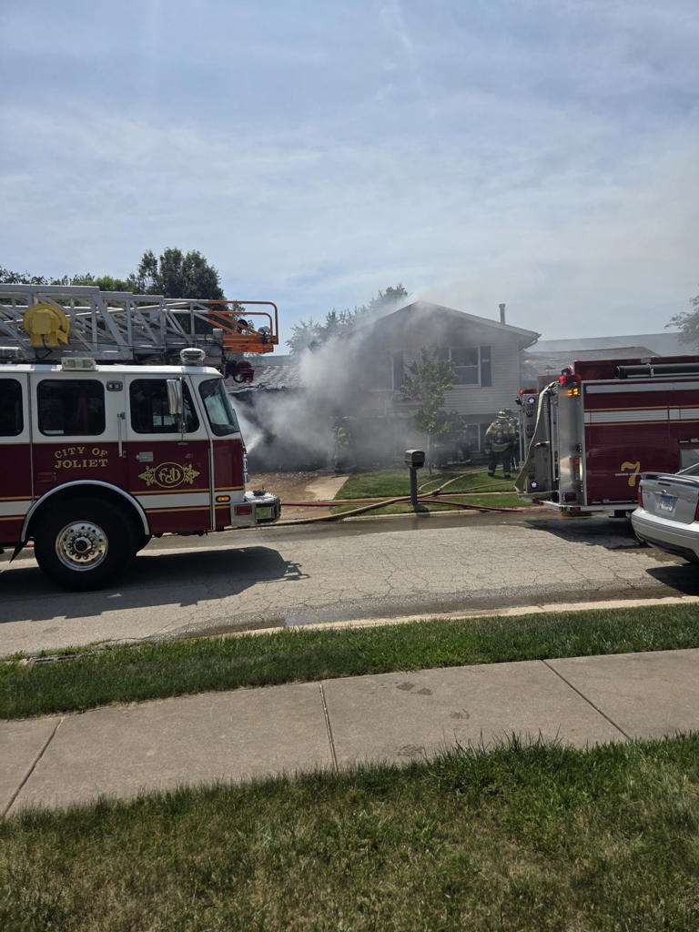 Another Joliet House Fire, This Blaze Happens At Noon: 4 Photos