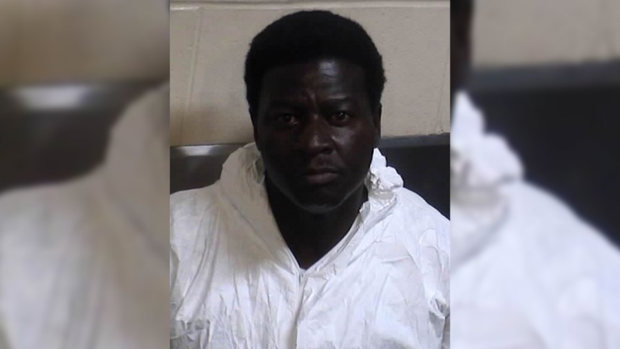 Man with 2 machetes arrested after Fresno standoff, police say