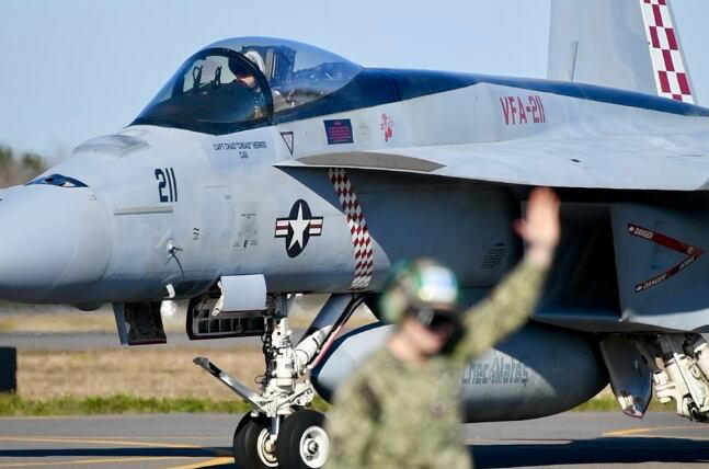 Boom! Navy jets to practice bombing this week in Ocala National Forest