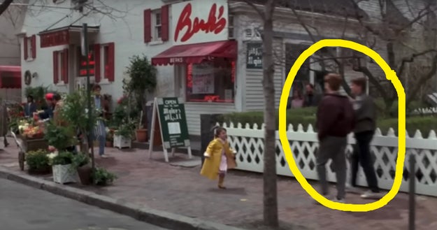 These 15 Famous Actors Were Once Just Extras In TV Shows And Movies ...