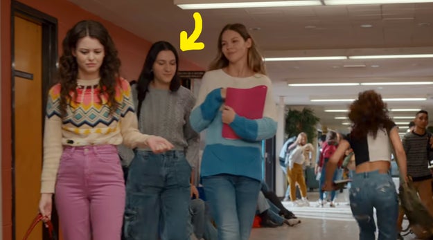 These 15 Famous Actors Were Once Just Extras In TV Shows And Movies ...