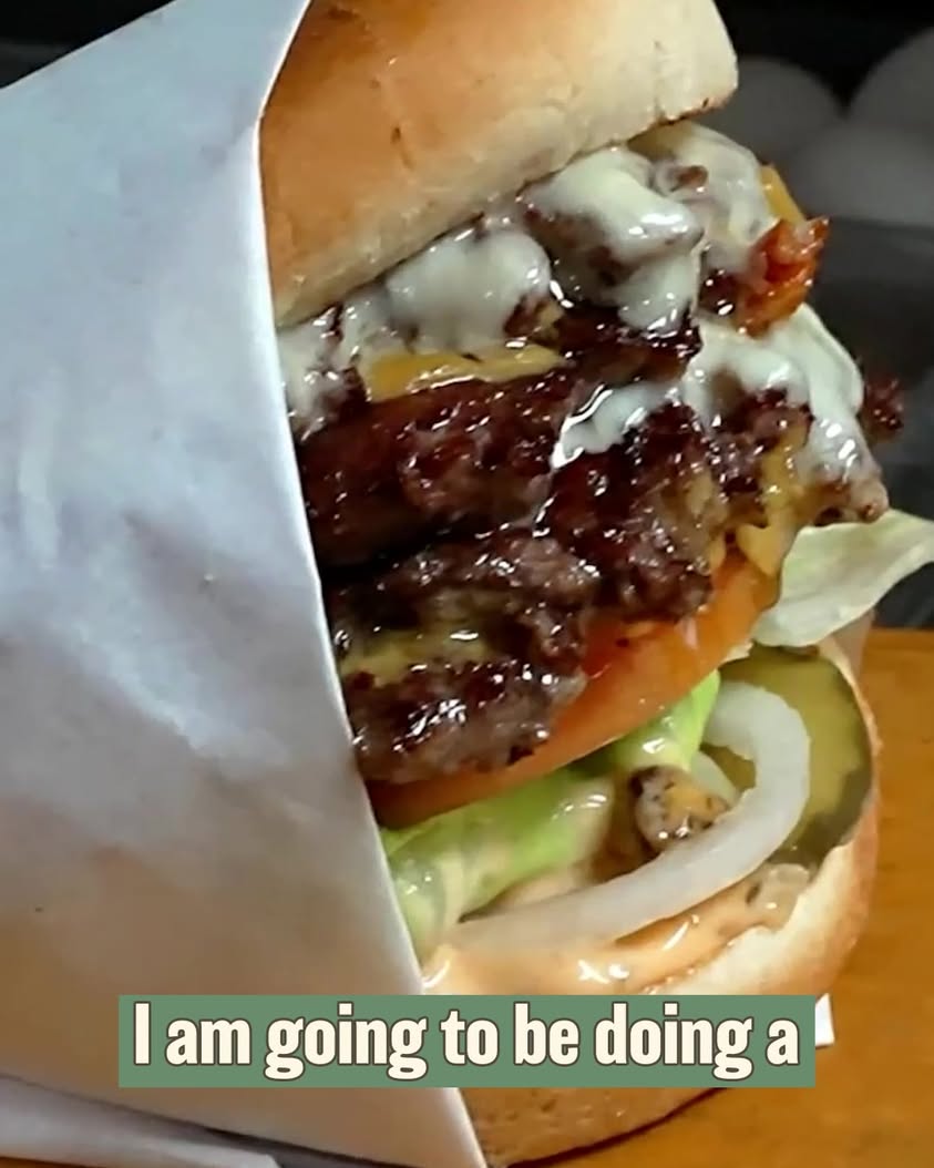 I Tried the Week-End Burgers 4x4 Challenge and It Was Insane 🤯