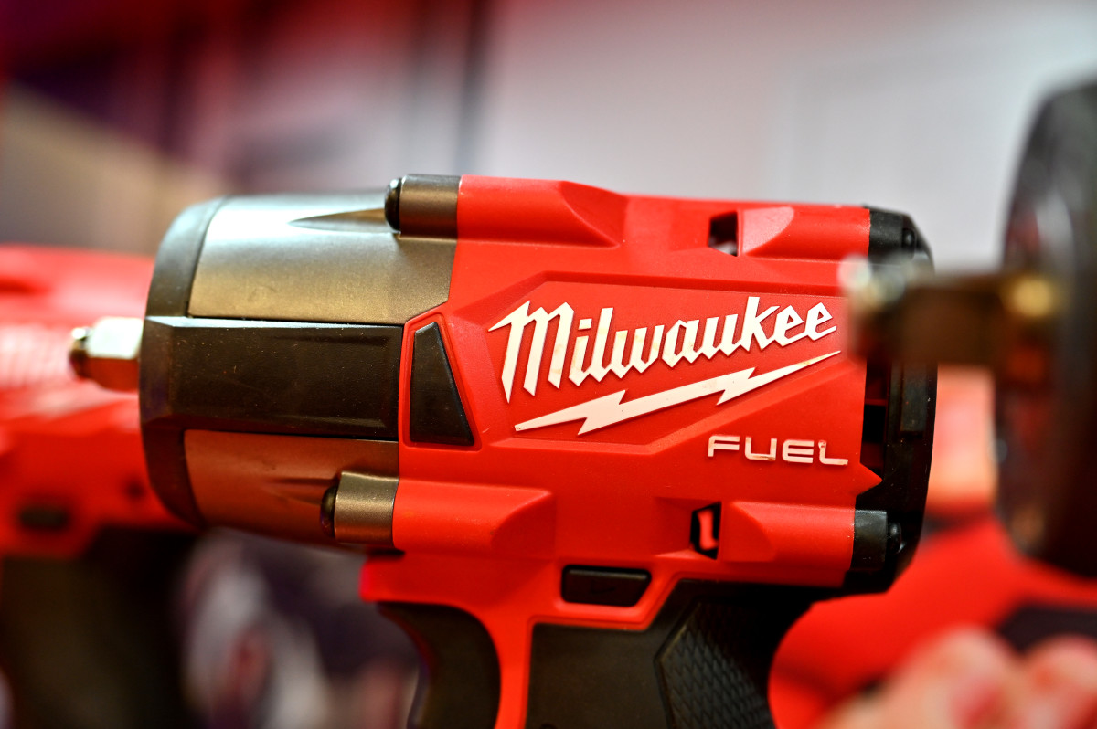 Amazon Selling a Cordless $110 Milwaukee Hammer Drill for Only $74: 'It ...