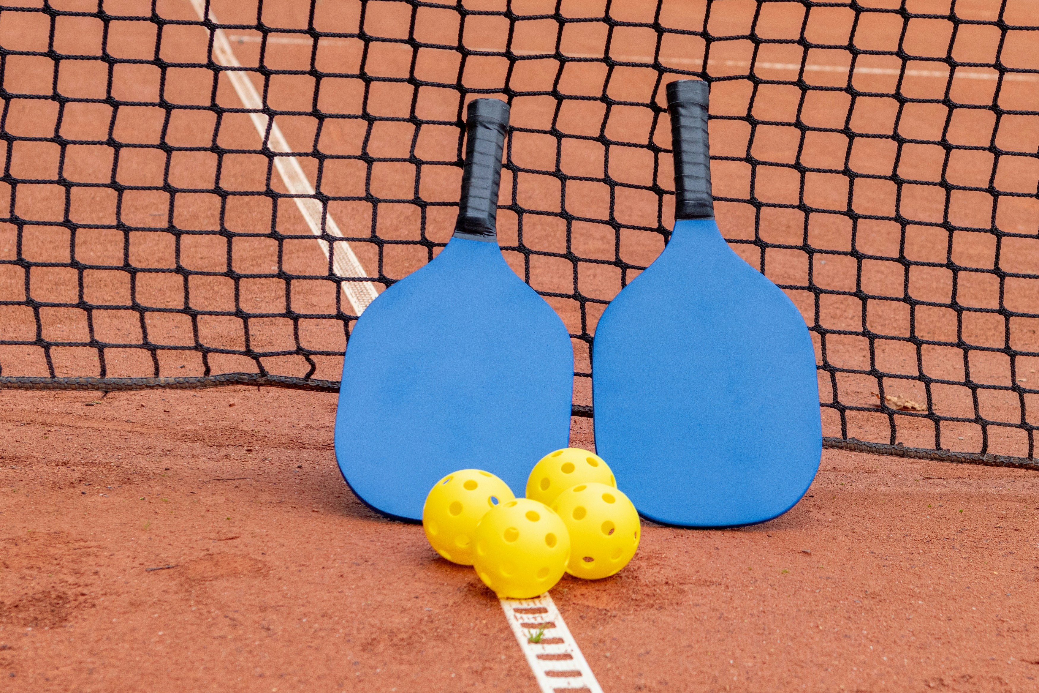 5 of the Top-Rated Pickleball Paddles on Amazon