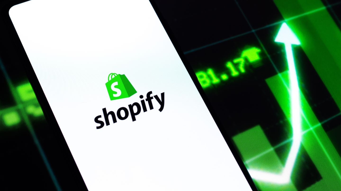Shopify partners with Coinbase and Stripe on stablecoin payments