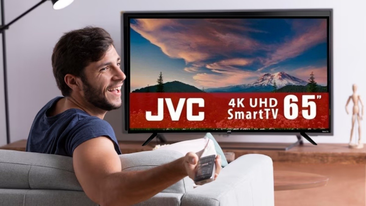 Encontramos la Smart TV más vendida en Bodega Aurrera: JVC 65" 4K Roku con rebaja y a 18 meses