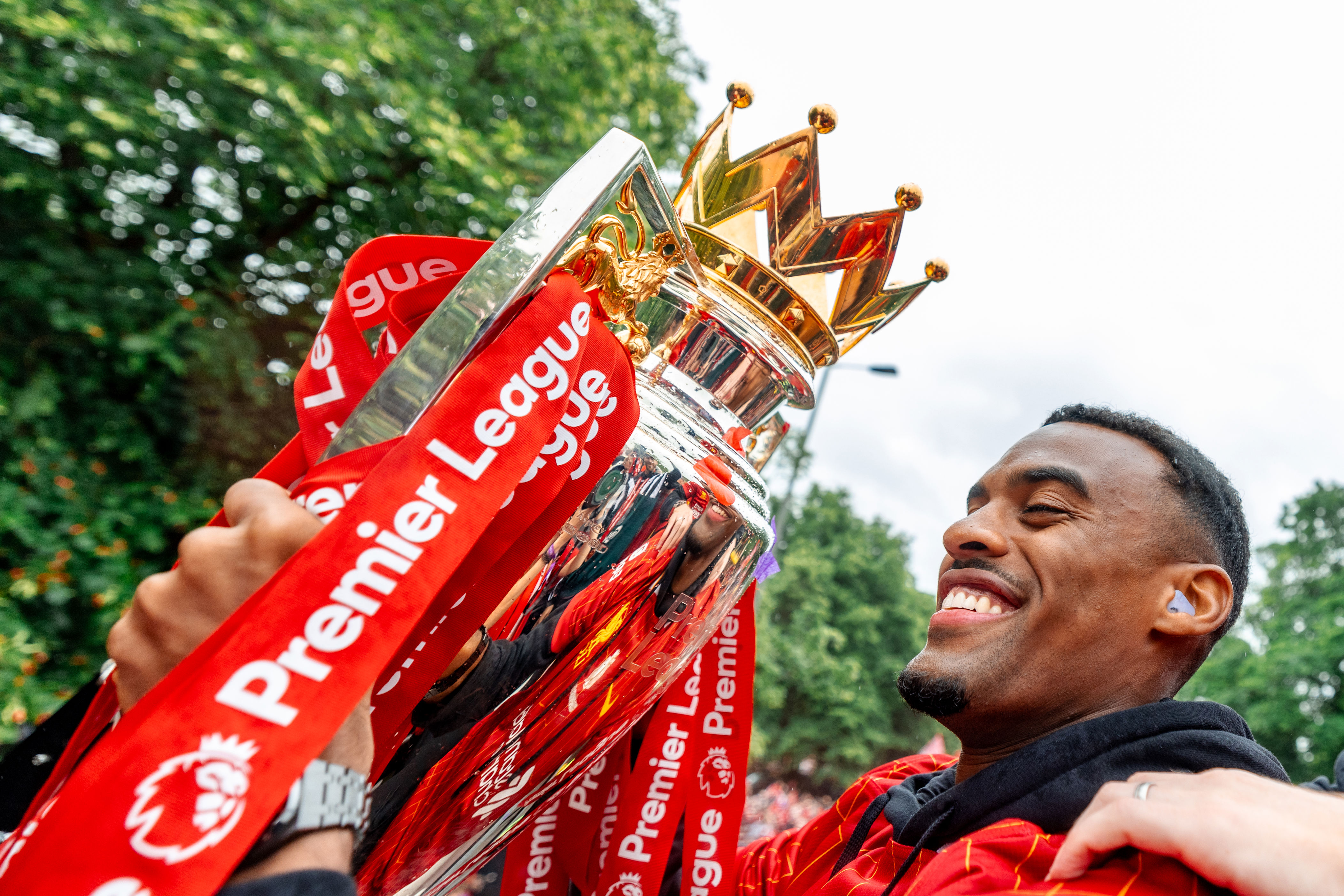 Bookies' predicted Premier League table with Leeds United, Sunderland ...