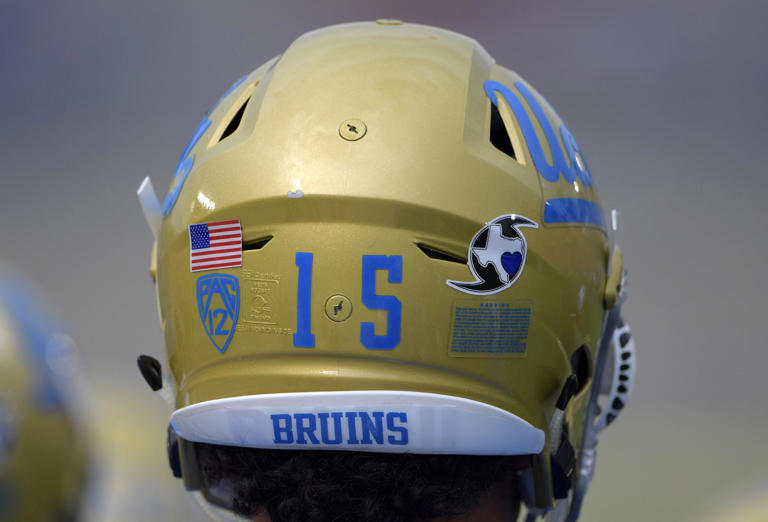 Complete 2026 UCLA Bruins football schedule, featuring Big Ten games
