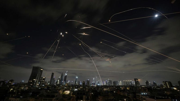 Over 1 In 3 COVID Cases In US Now Are Because Of New ‘Nimbus’ Variant ...