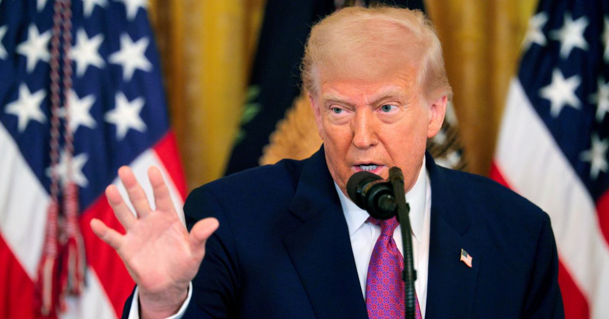 Trump Sends Command to ICE Agents in Truth Social Post: 'ICE Officers ...