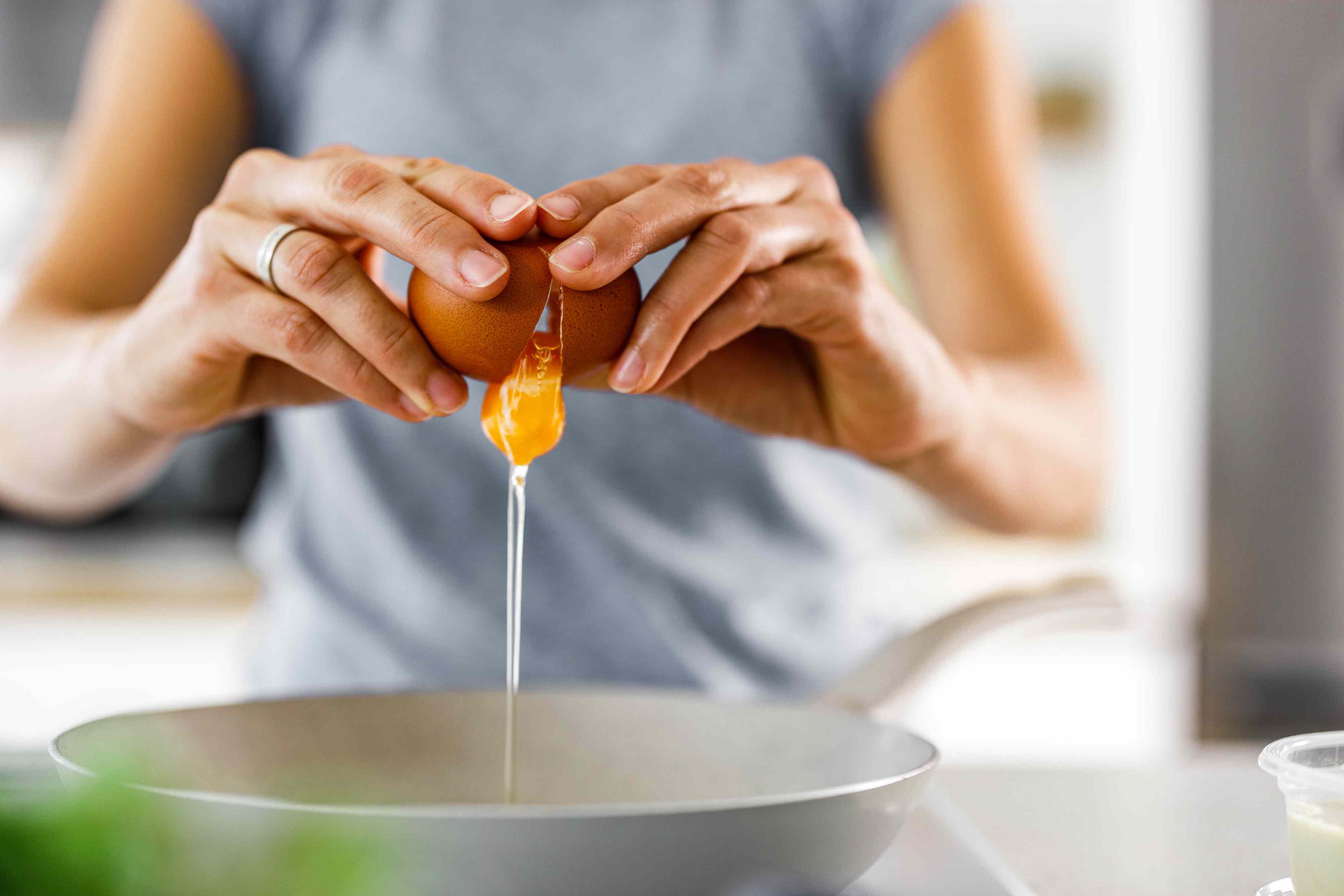 12 foods with more protein than an egg