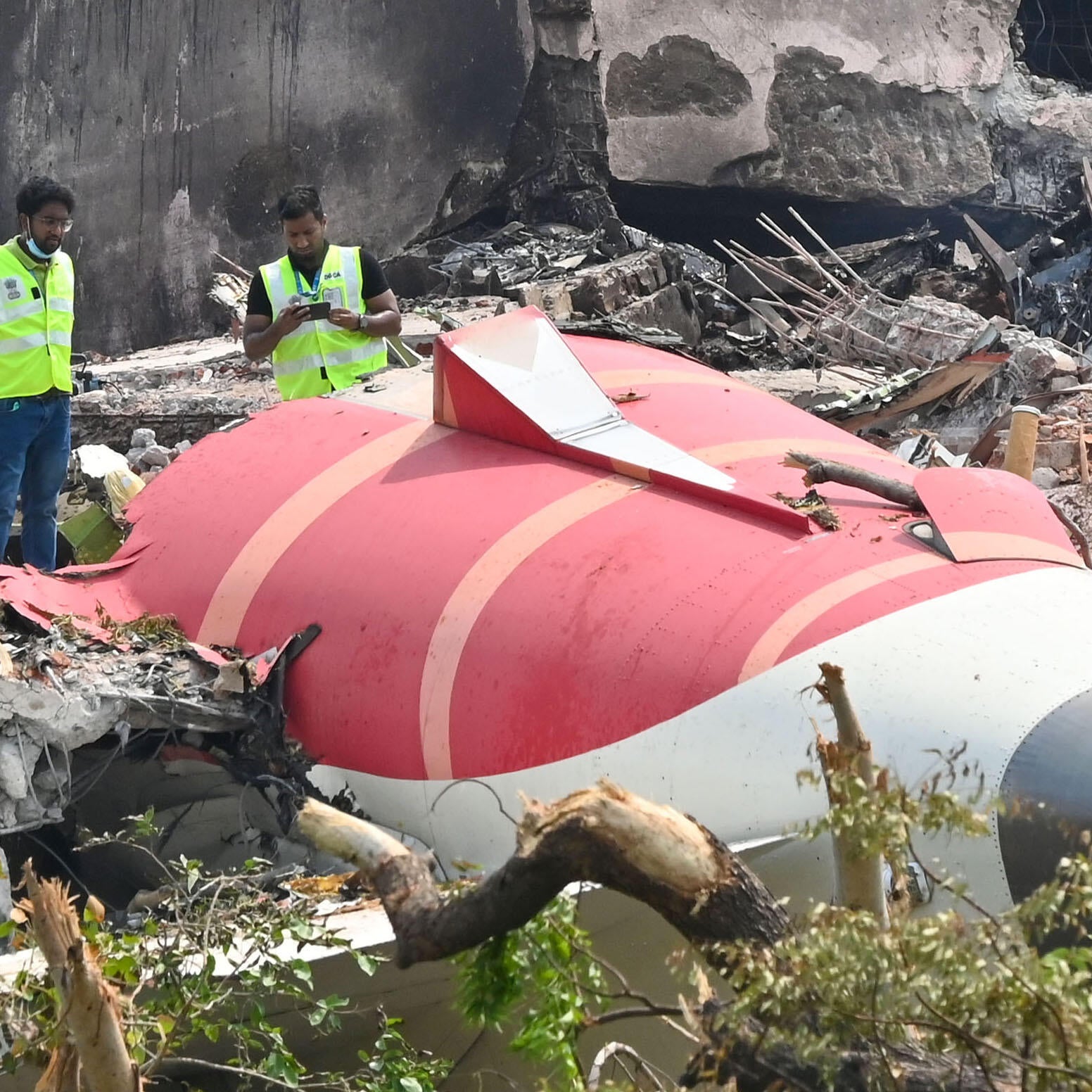 2nd "black box" recovered from Air India crash as probe continues