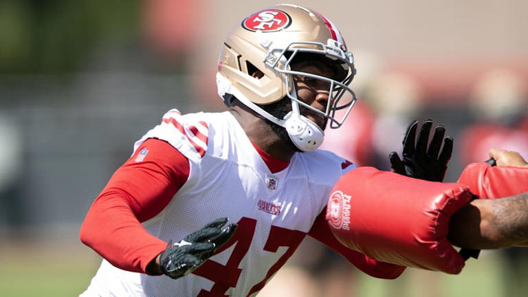 DE Bryce Huff is a Match Made in Heaven With 49ers DL Coach